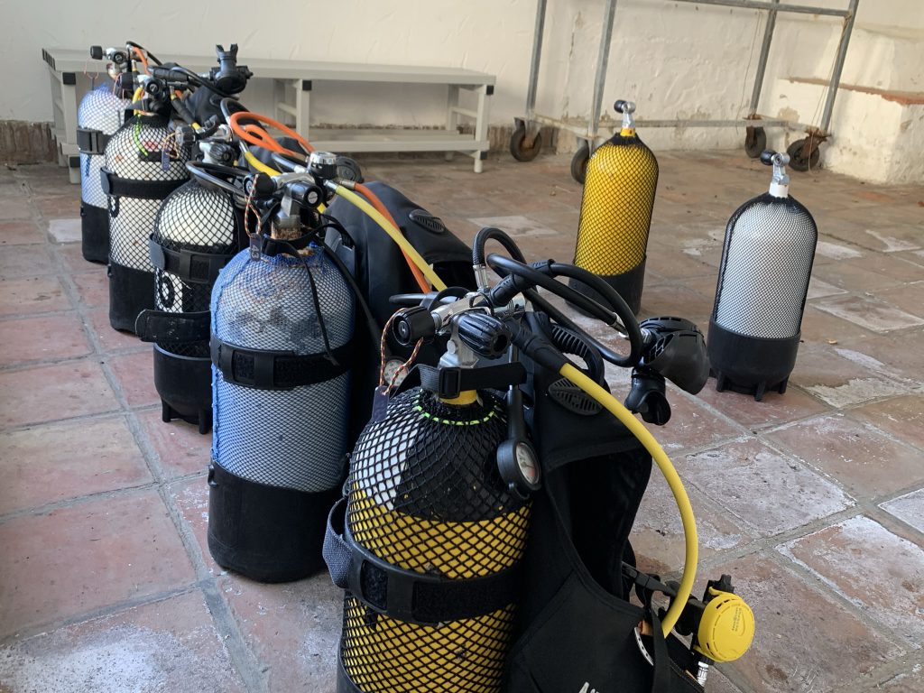 Qué ofrecemos - CAN Diving